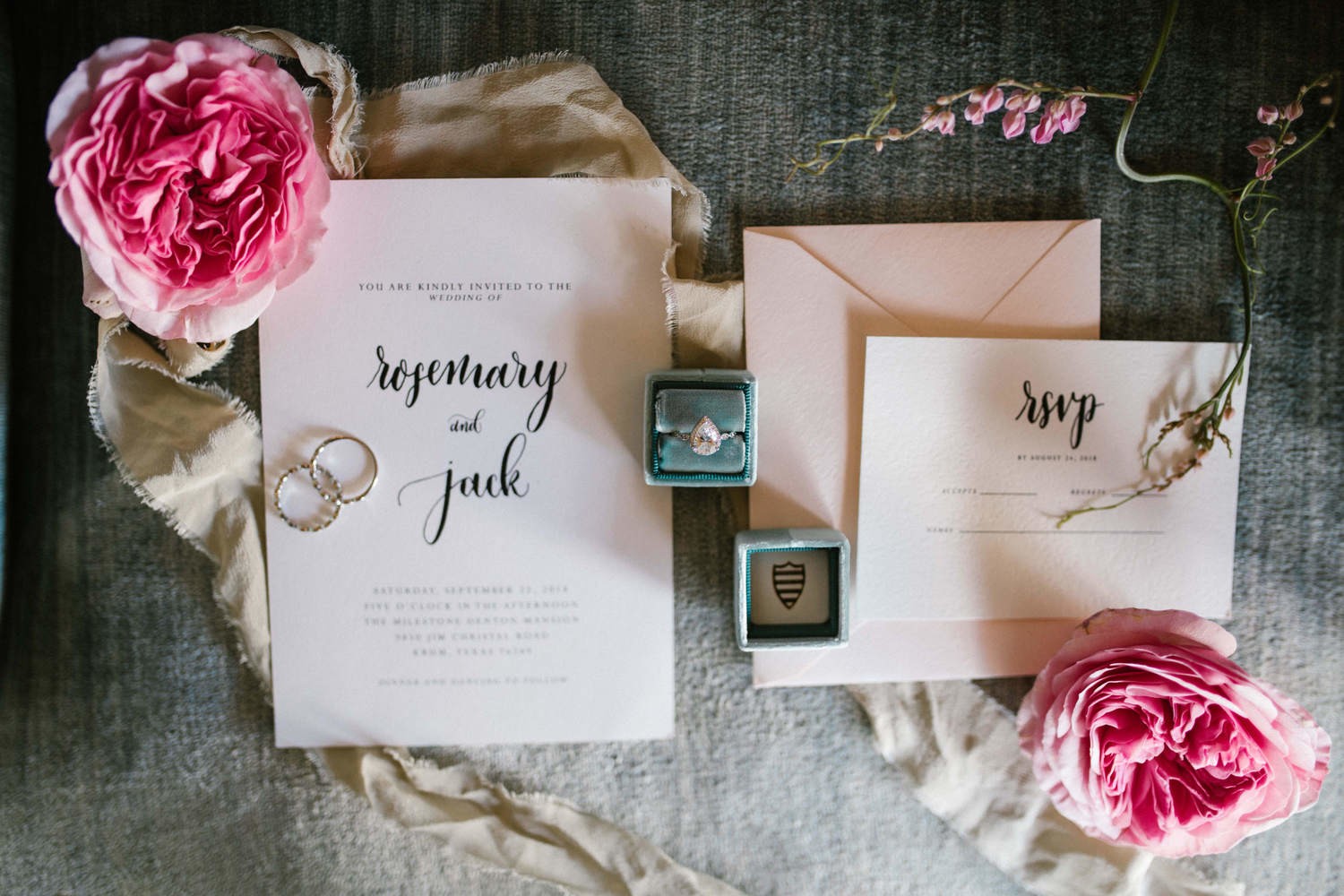 Creative Wedding Invitation Designs to Set the Tone for Your Big Day